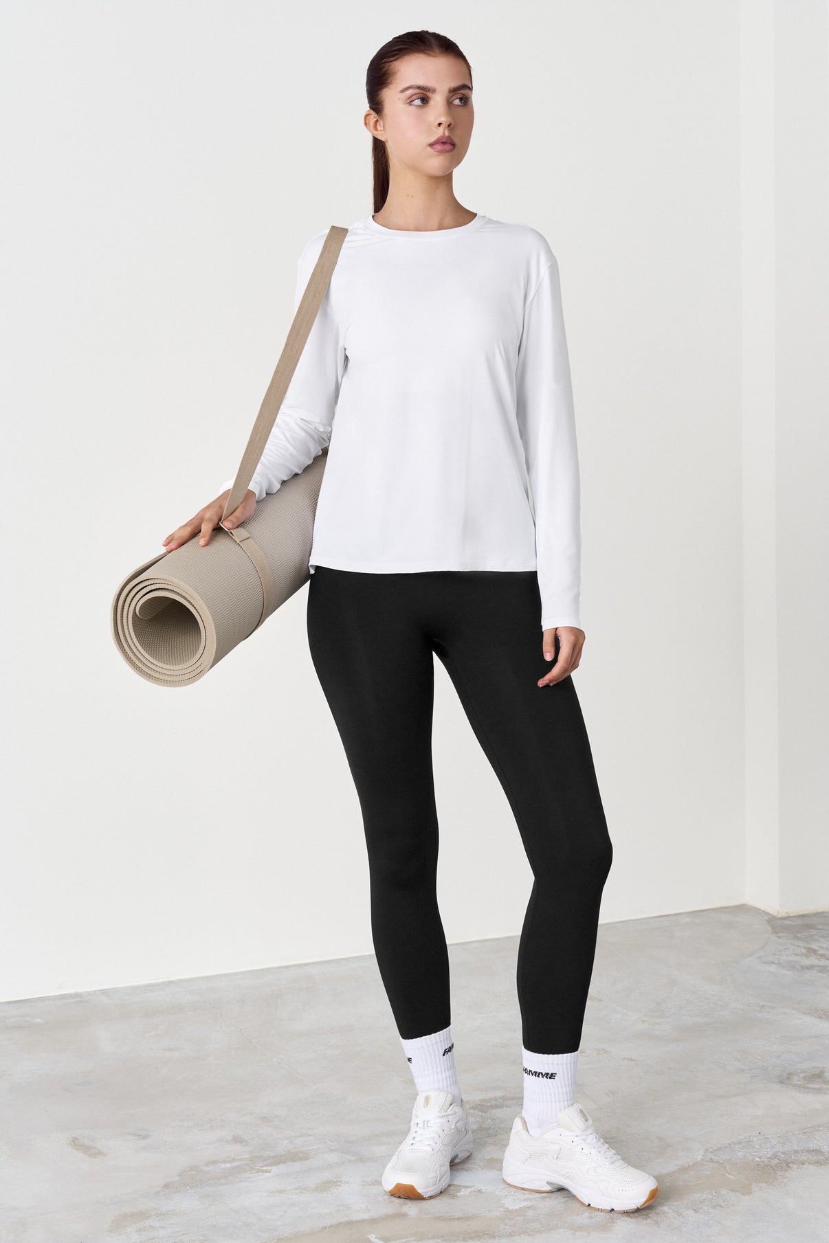 Relaxed Gym Long Sleeve | Lett Treningstrøye | Gratis Bytte – Famme