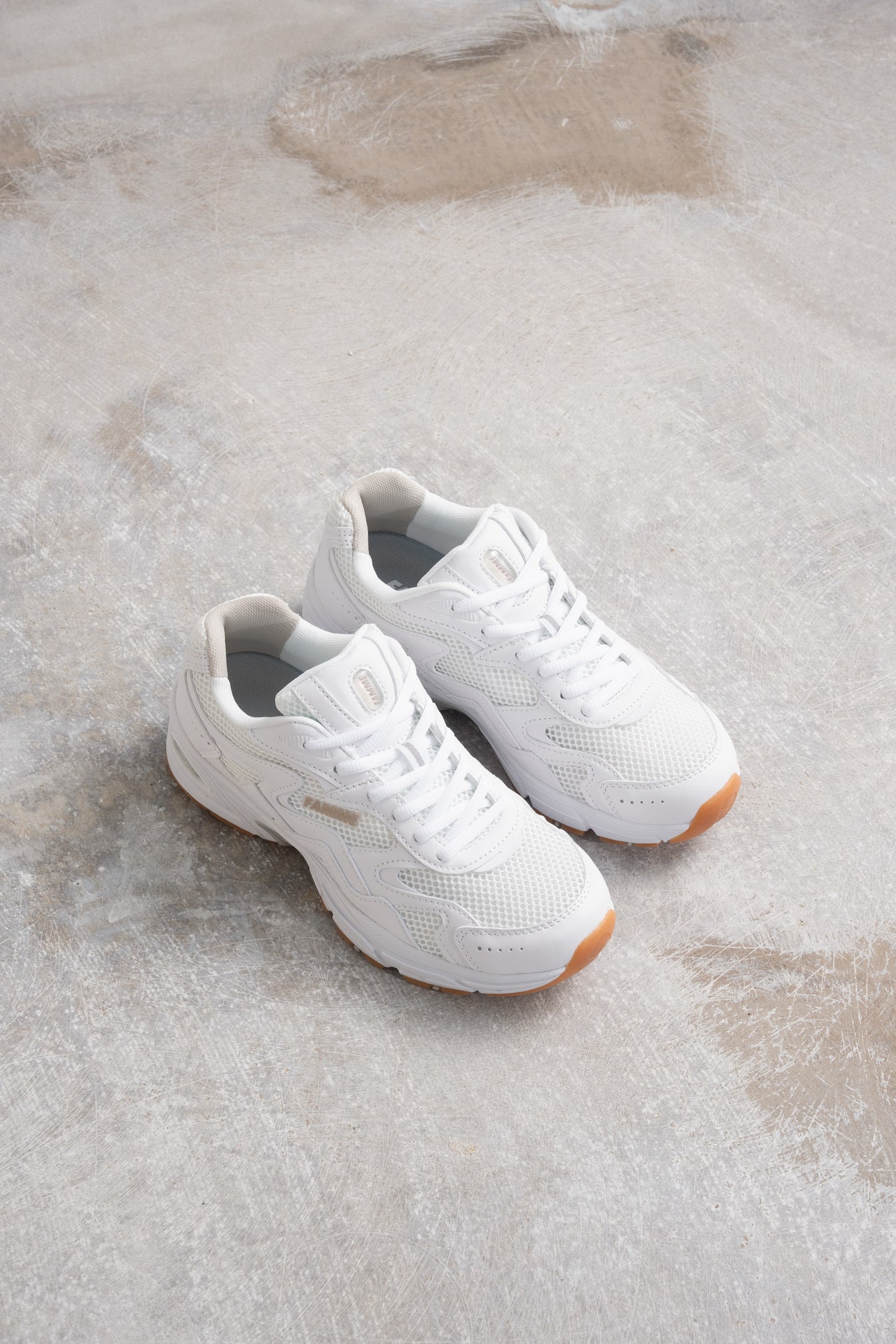 90S Trainers | Trend-skoene | Gratis bytte & Klarna – Famme